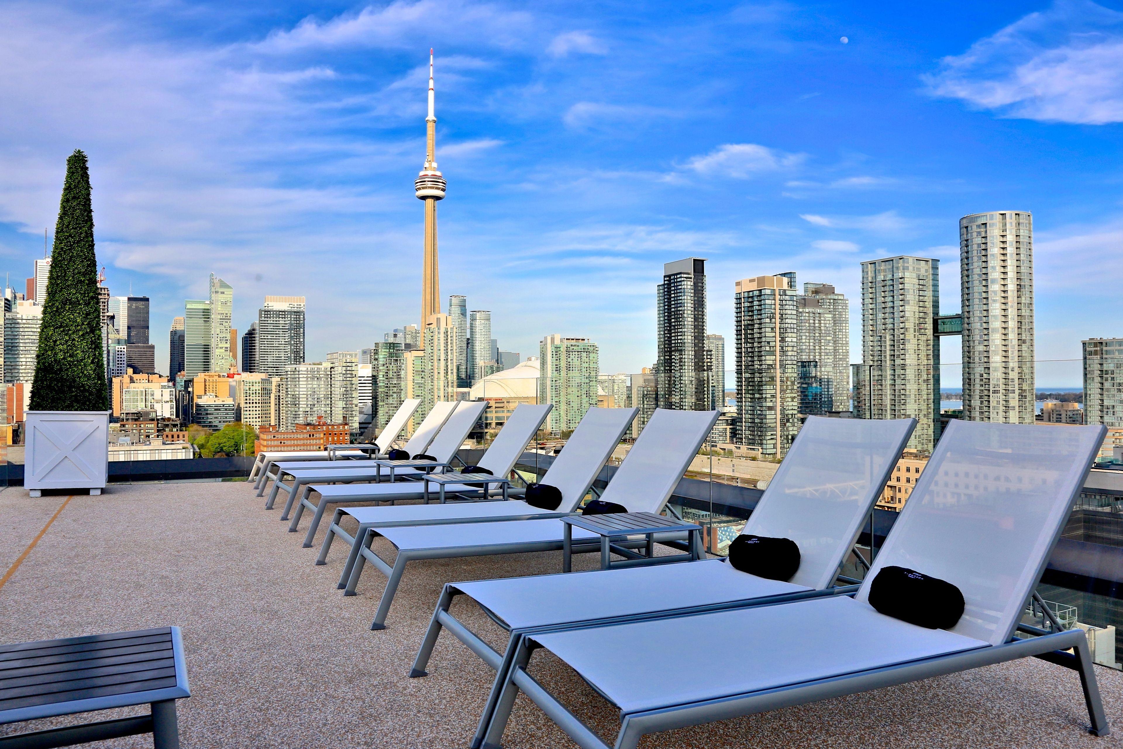 HOTEL THOMPSON TORONTO | ⋆⋆⋆⋆ | CANADA | SEASON DEALS FROM $316